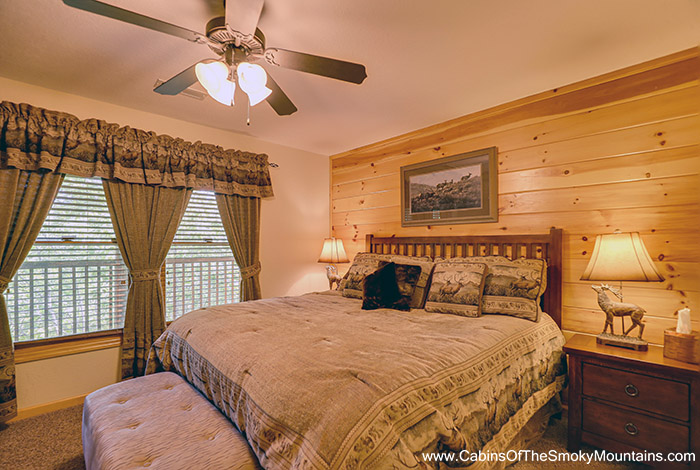 Pigeon Forge Cabin - LeConte Grandview - 6 Bedroom - Sleeps 12