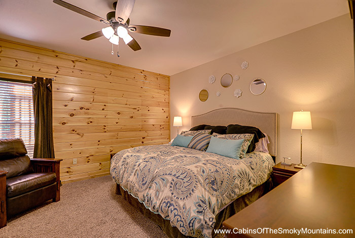 Pigeon Forge Cabin - LeConte Grandview - 6 Bedroom - Sleeps 12