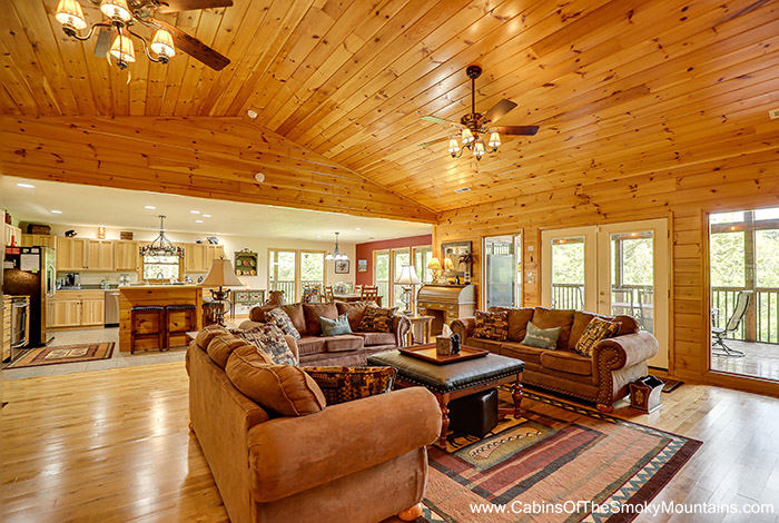Pigeon Forge Cabin - LeConte Grandview - 6 Bedroom - Sleeps 12